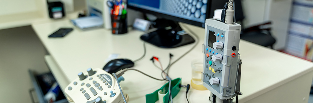 Badanie EMG co to jest, jak wygląda badanie EMG, przygotowanie - Apo ...